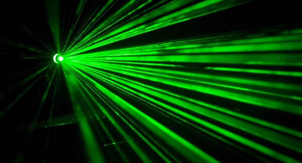 Une nouvelle ère : le plus puissant laser au monde émet son premier ...
